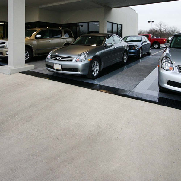 RaceDeck SnapCarpet Charcoal Tiles - Modular Carpeted Garage Flooring